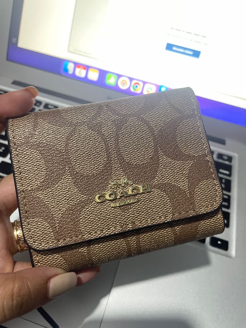 Coach Mini Wallet, Luxury, Bags & Wallets on Carousell