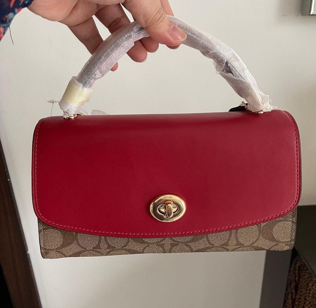 Coach Tilly 23, Women's Fashion, Bags & Wallets, Shoulder Bags on Carousell