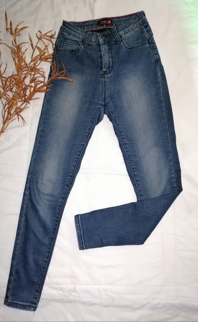 Crissa Skinny Jeans, Women's Fashion, Bottoms, Jeans on Carousell