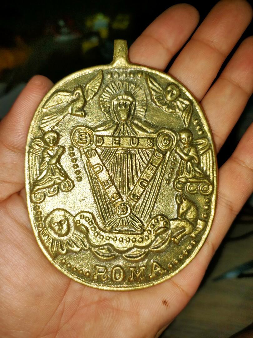 Infinito De Deus Medalyon (Protection), Hobbies & Toys, Stationary ...