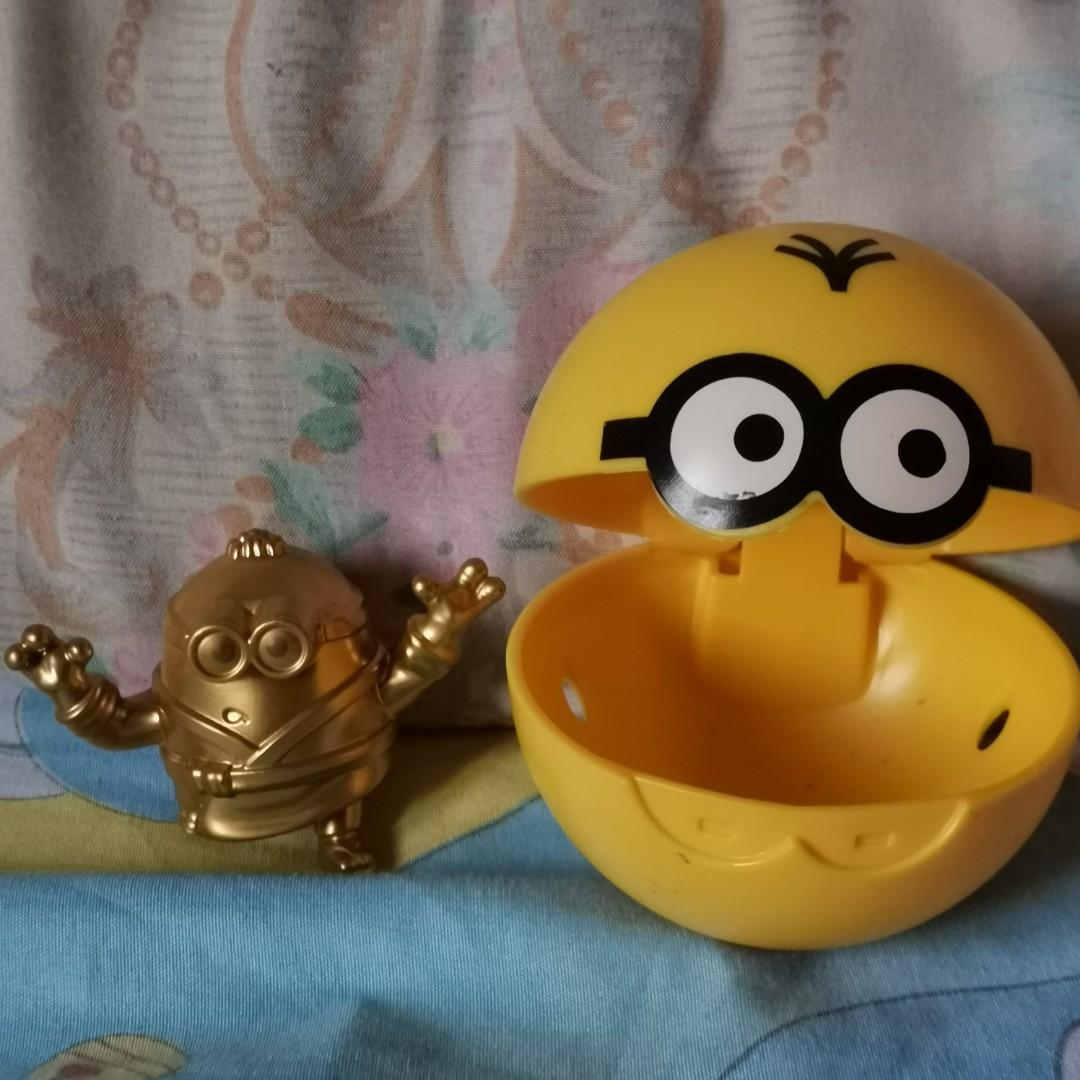 Mcdonalds Despicable Me Golden Minion toy, Hobbies & Toys, Memorabilia ...