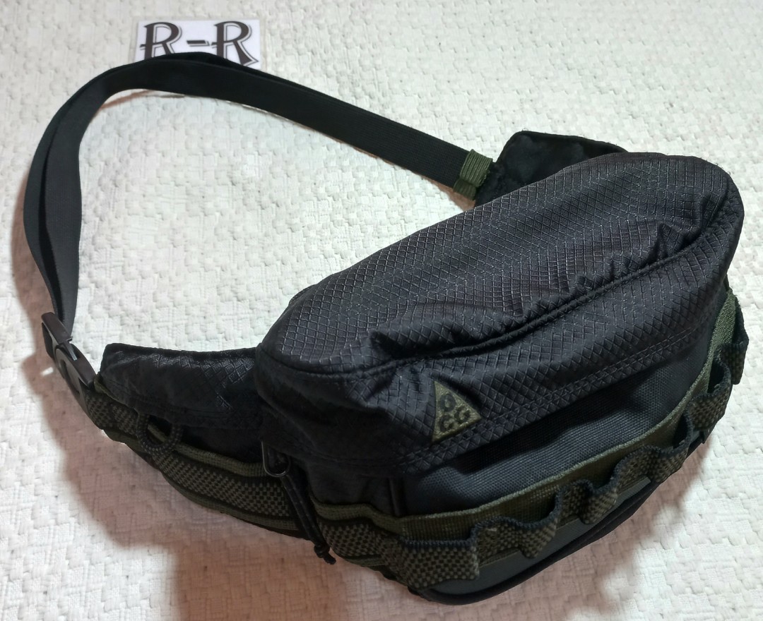Nike ACG Belt Bag, Men's Fashion, Bags, Belt bags, Clutches and Pouches ...