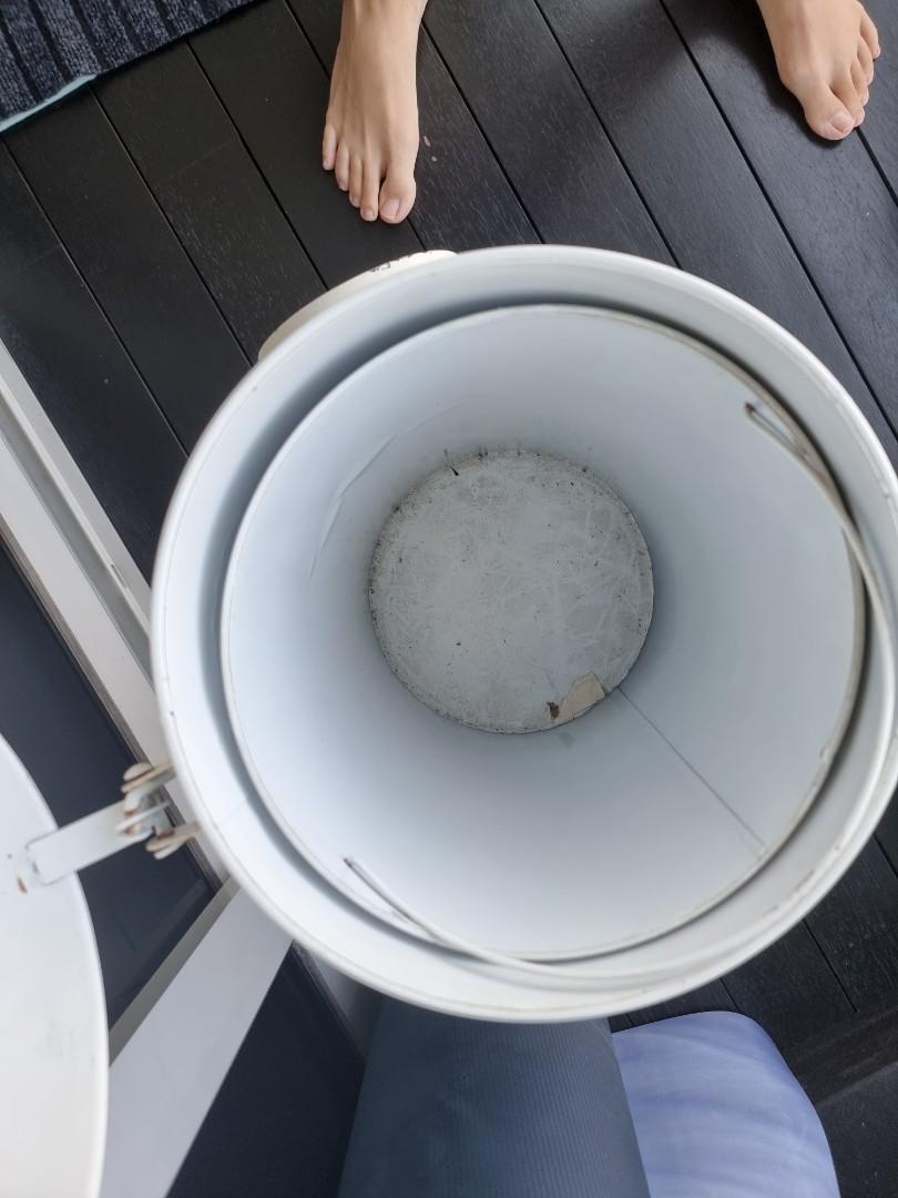 Novelty Cool Functional Ornamental Fire Hydrant Waste Bin Trash Can ...