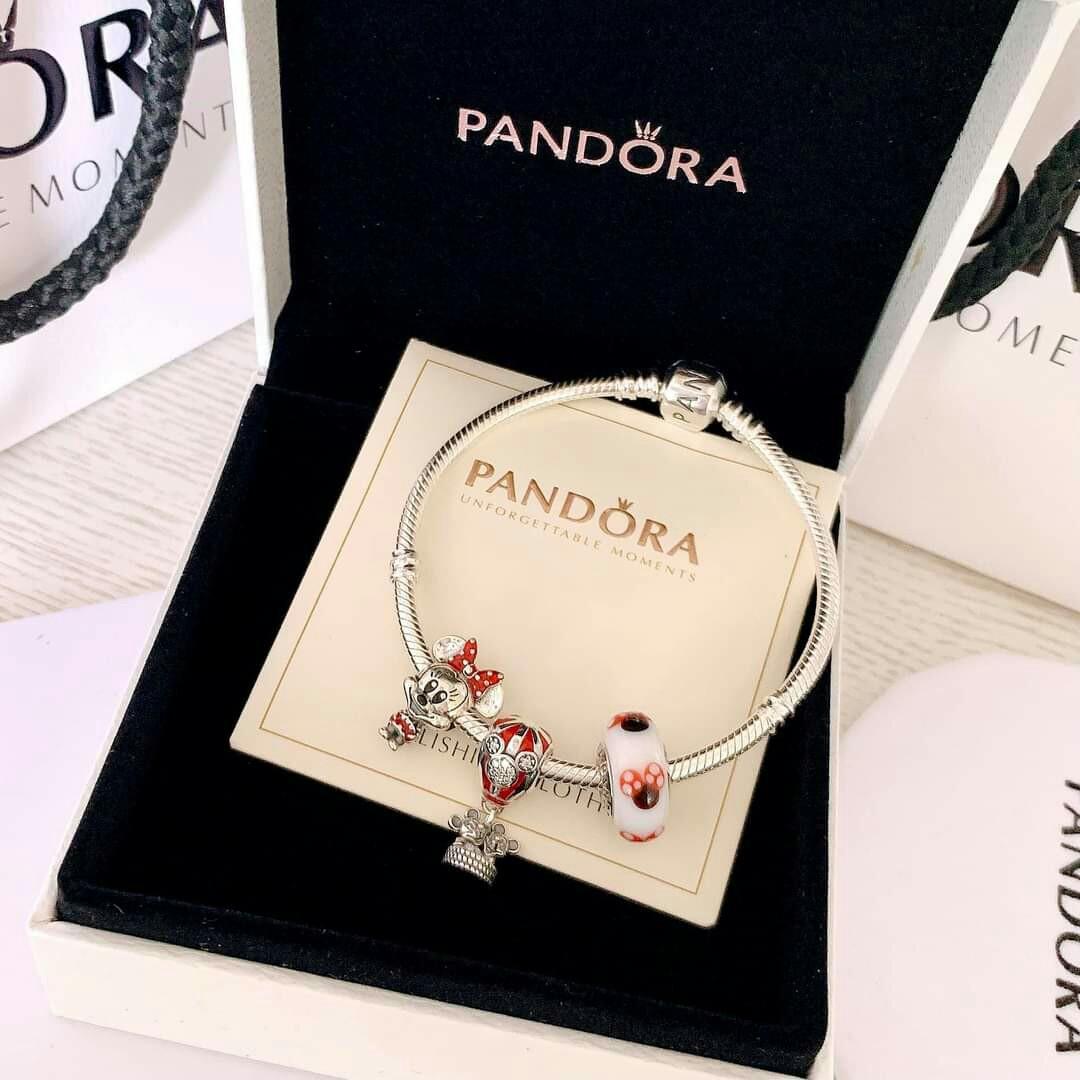 Pandora moments minnie mouse bracelet with charms set, Women's Fashion ...