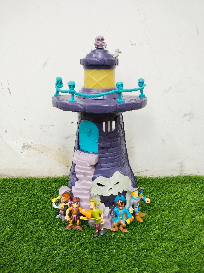 Scooby Doo Morphing Monster Crystal Cove Fright house Playset, Hobbies ...