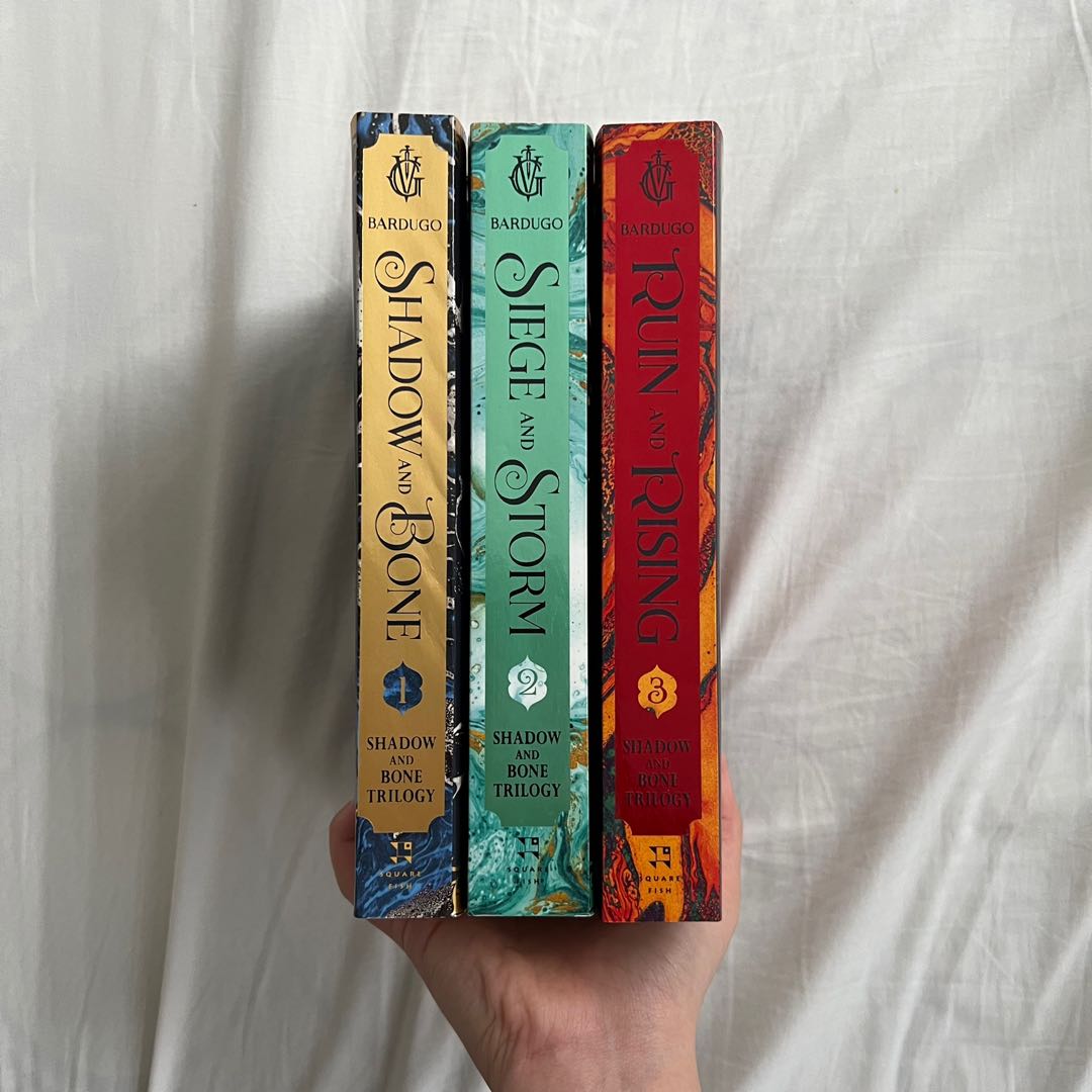 Shadow and Bone Trilogy (Set), Hobbies & Toys, Books & Magazines ...