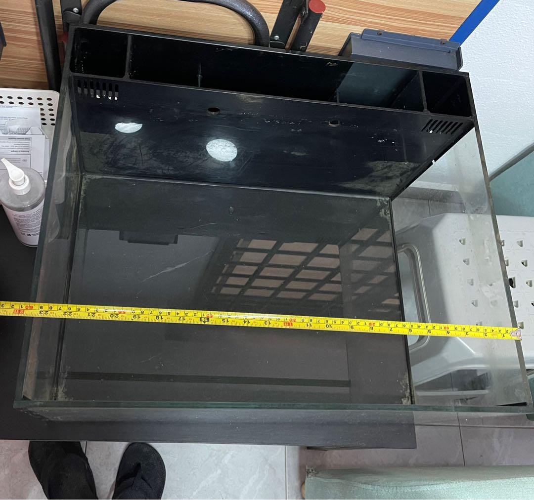 2ft fish tank with built in filter, Pet Supplies, Homes & Other Pet ...