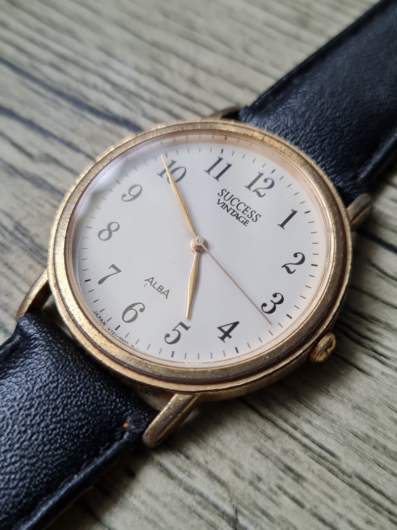Alba Seiko Success Vintage V721-7000 Vintage Quartz Watch, Luxury ...