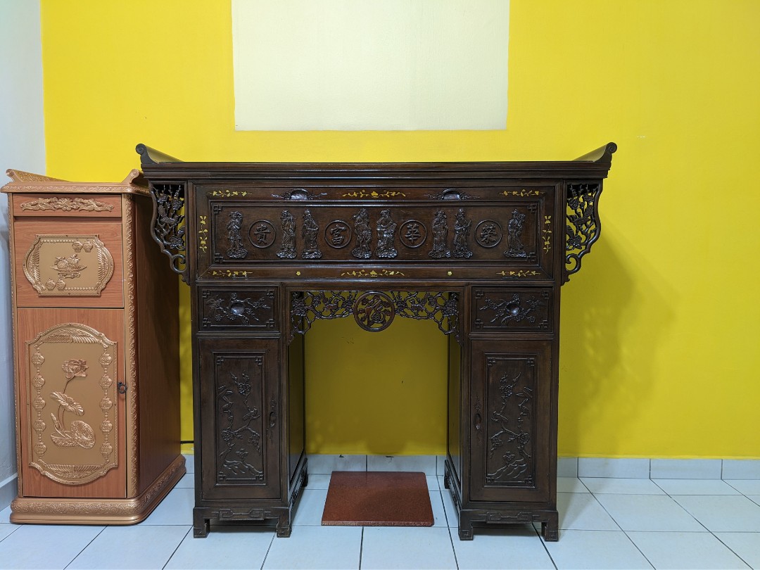 Altar praying table 神台, Furniture & Home Living, Furniture, Shelves ...