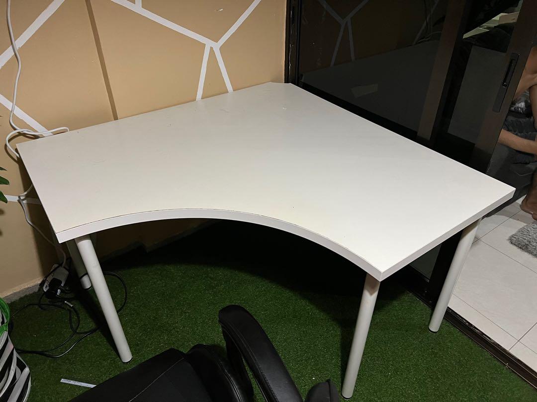 Computer corner table, Furniture & Home Living, Furniture, Tables ...
