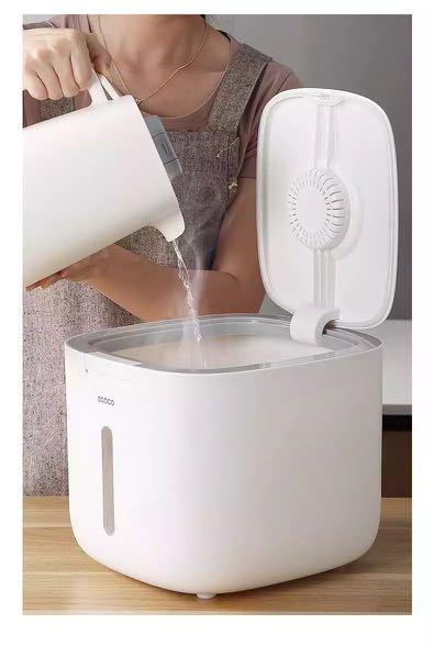 ECOCO 10KG Rice Storage Container Box Bucket 米桶, TV & Home Appliances ...