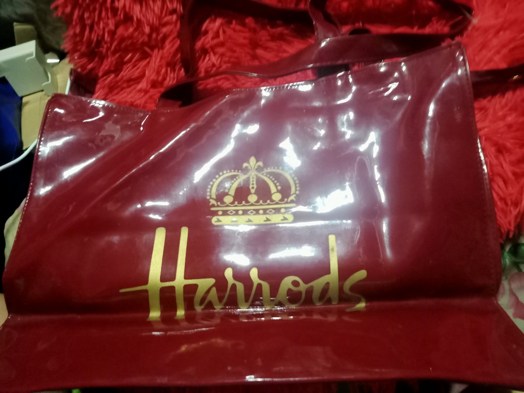 Harrods Red Bag, Women's Fashion, Bags & Wallets, Beach Bags on Carousell