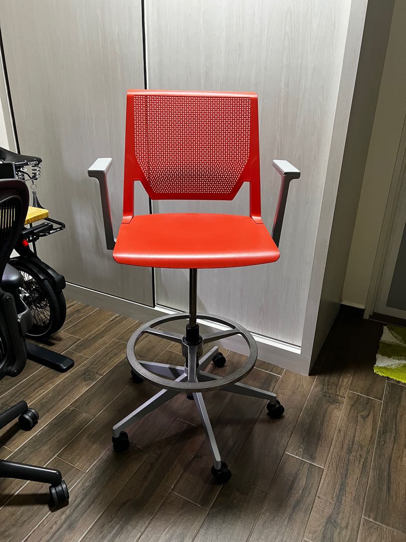 Haworth Very Conference Stool, Furniture & Home Living, Furniture ...