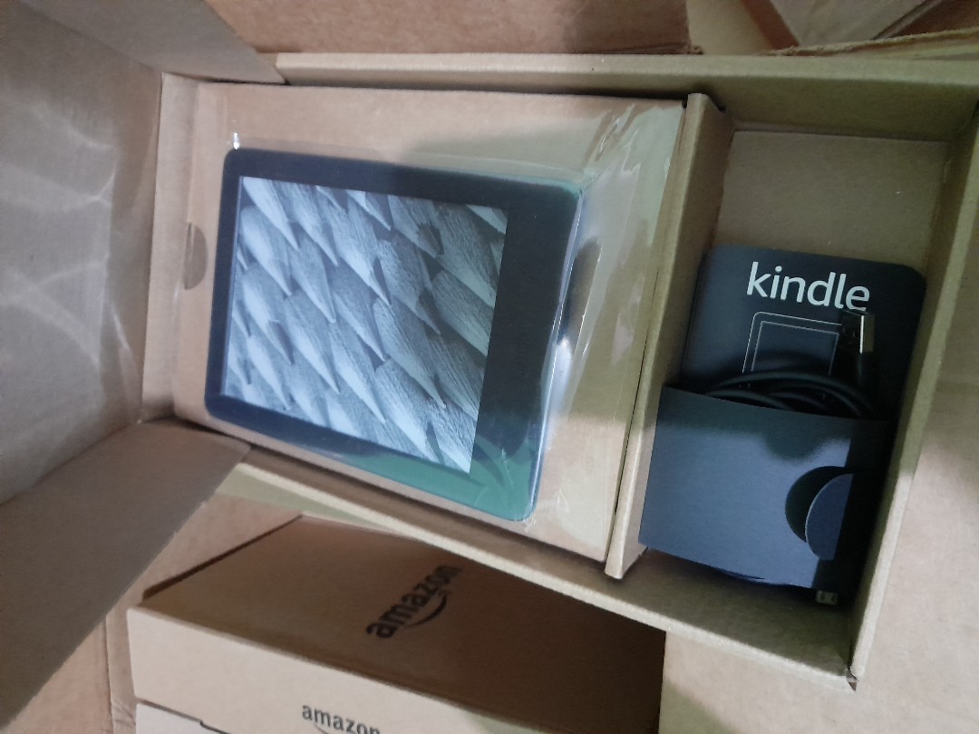 Kindle Basic 10th Gen, Black, Mobile Phones & Gadgets, E-Readers on ...