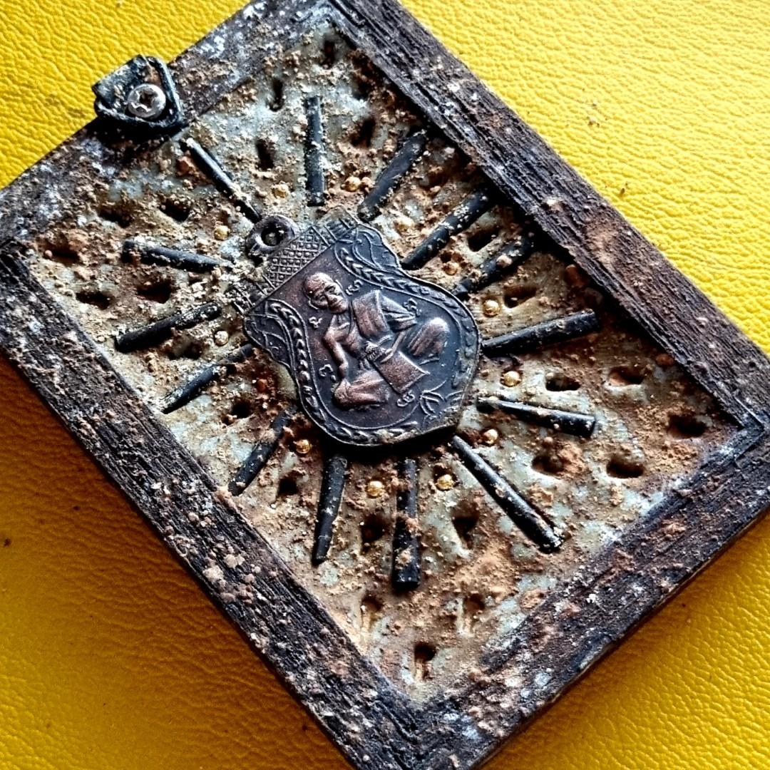 LP Chong (Jong) Sacred Amulet, Hobbies & Toys, Memorabilia ...