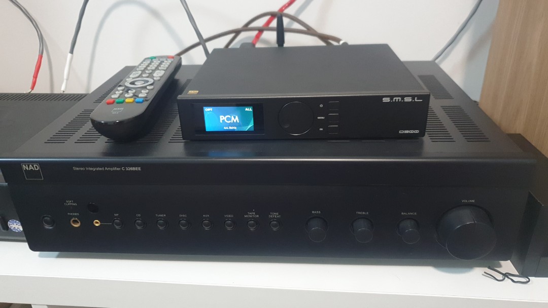 NAD c326BEE integrated amplifier with remote control, Audio, Soundbars ...