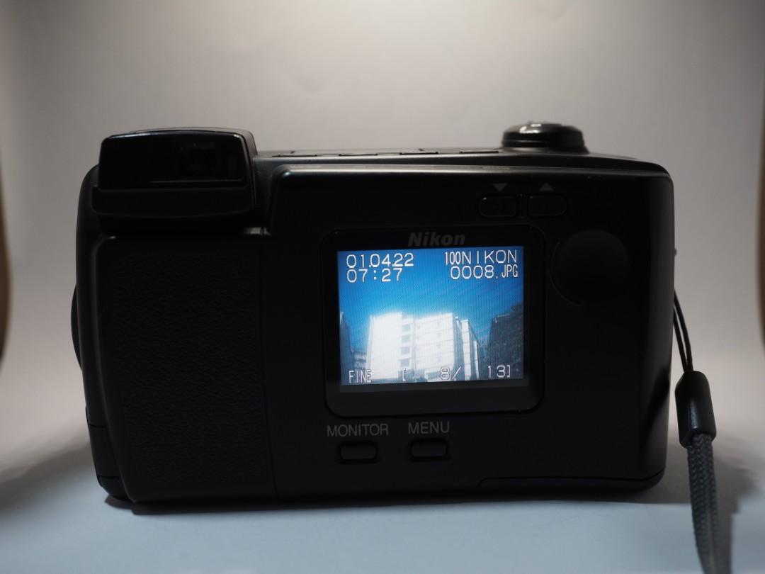 Nikon Coolpix 800 (circa 1999), Photography, Cameras on Carousell