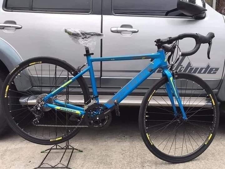PTomax pr50 roadbike STI, Sports Equipment, Bicycles & Parts, Bicycles ...