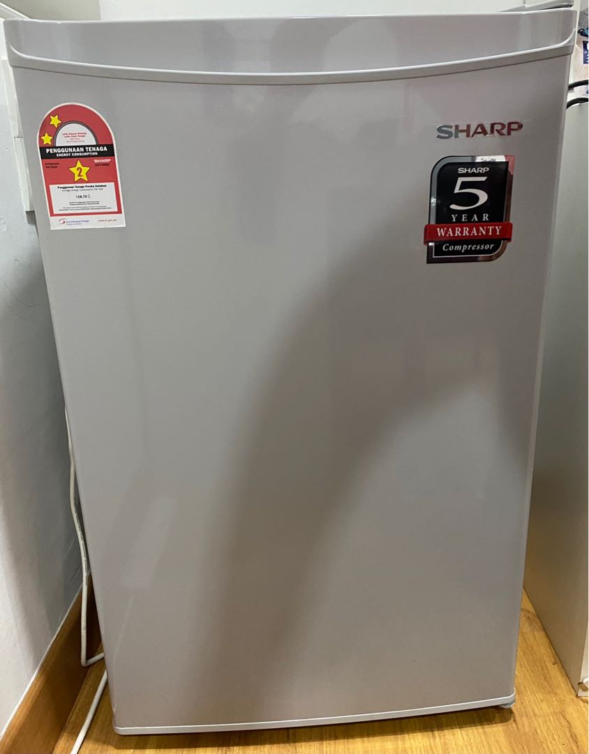 Sharp Mini-Fridge: 122l, TV & Home Appliances, Kitchen Appliances ...