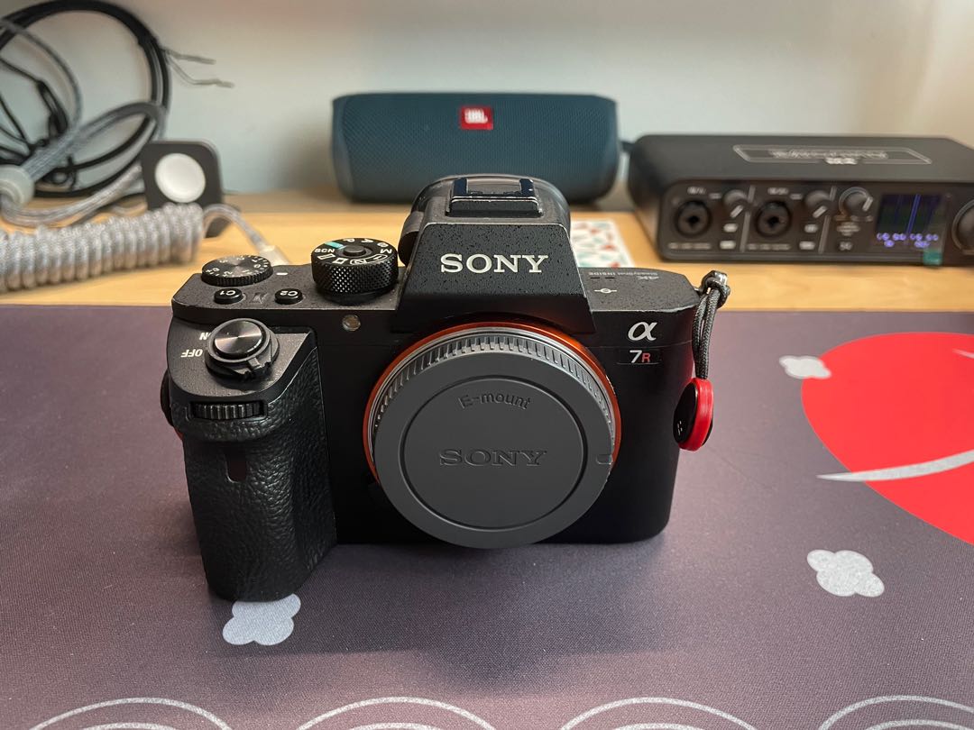 Sony A7RII (body only), Photography, Cameras on Carousell