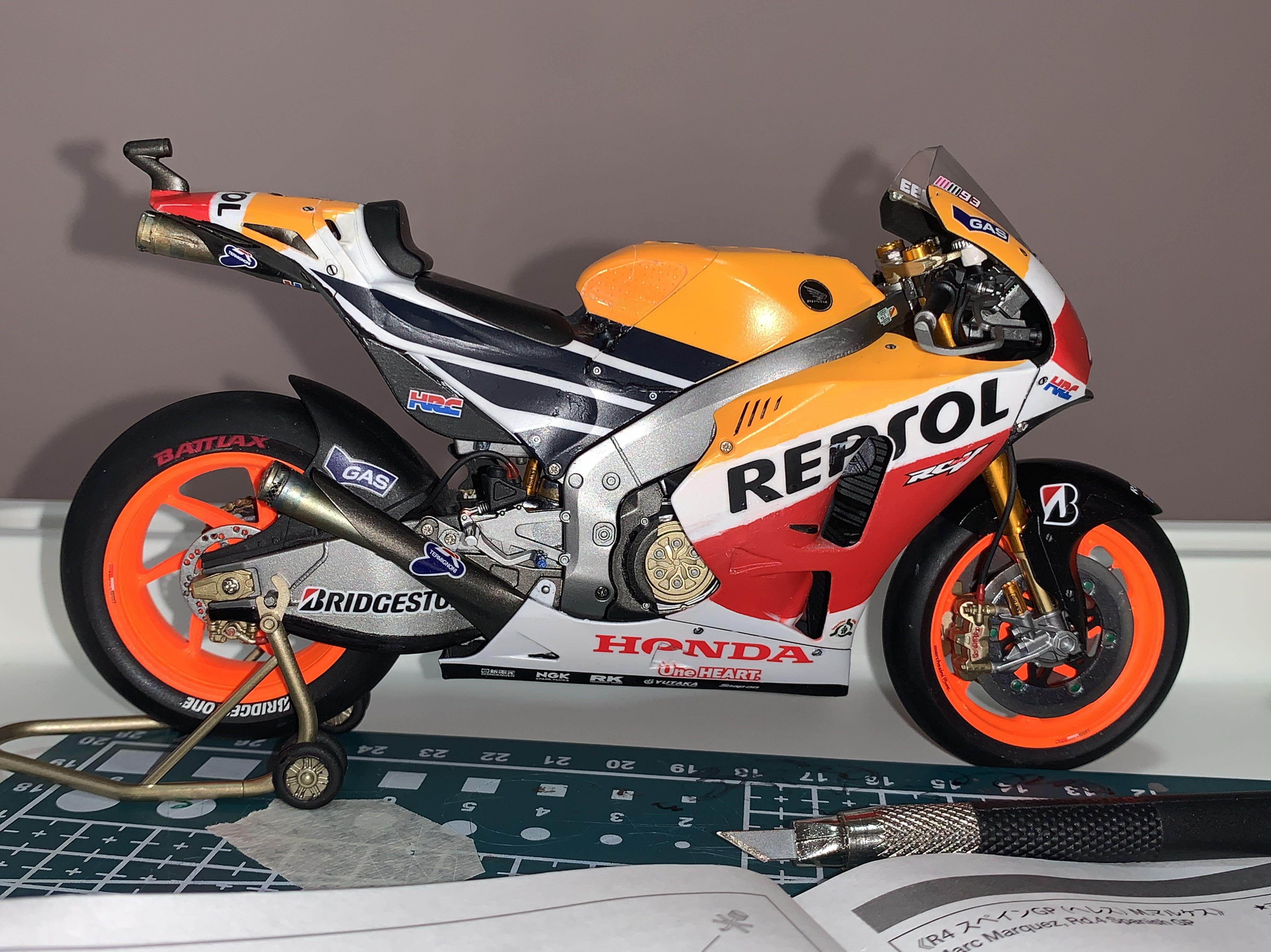 Tamiya 1/12 Honda repsol rc213v 2014 champion, Hobbies & Toys, Toys ...
