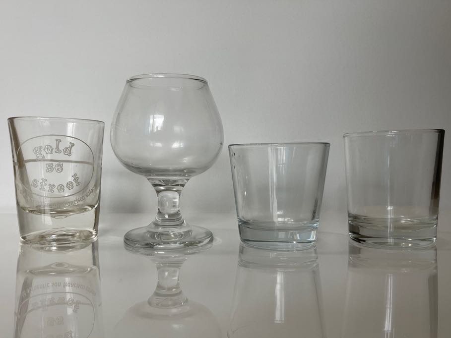 Whiskey glass, short glass and small wine glass, Food & Drinks ...