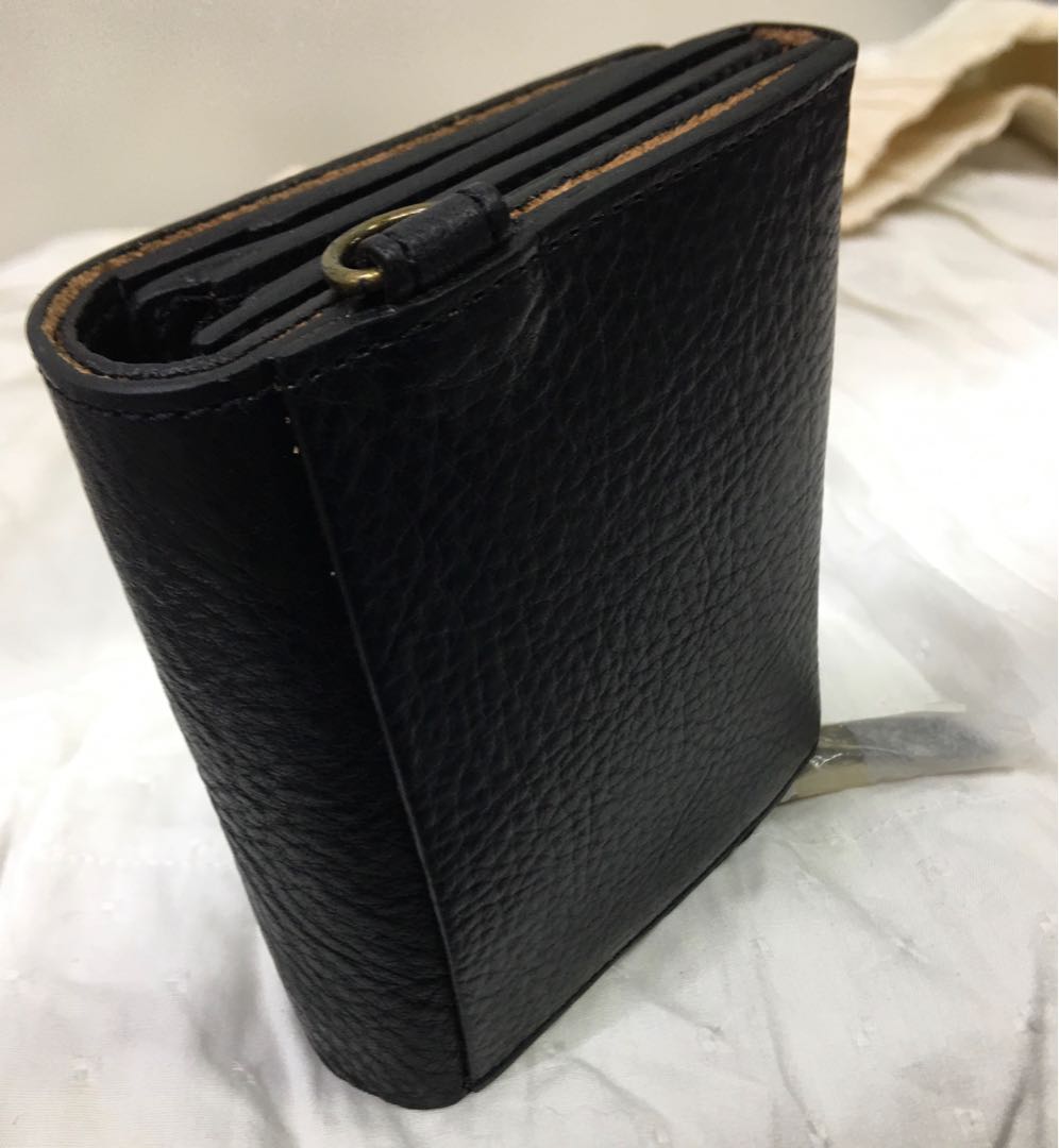 [03160] 無印良品 Muji 真皮銀包, 男裝, 手錶及配件, 銀包、卡片套 - Carousell