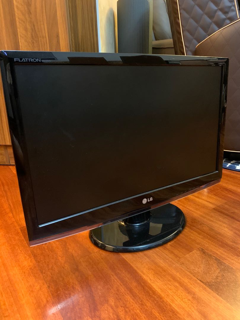 23寸電腦屏幕 - LG Flatron W2353V, 電腦＆科技, 電腦周邊及配件, 電子屏幕 - Carousell