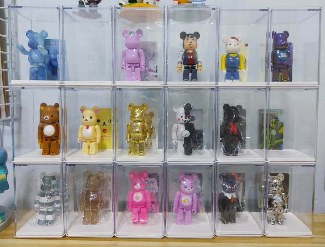 [FREE TRACKED MAIL] Bearbrick 100% Shelves Display Case Clear Acrylic ...