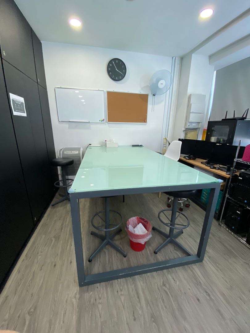 Glass workstation, Computers & Tech, Office & Business Technology on ...