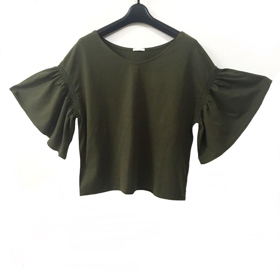 GU by Uniqlo Army Green Tops, Women's Fashion, Tops, Shirts on Carousell