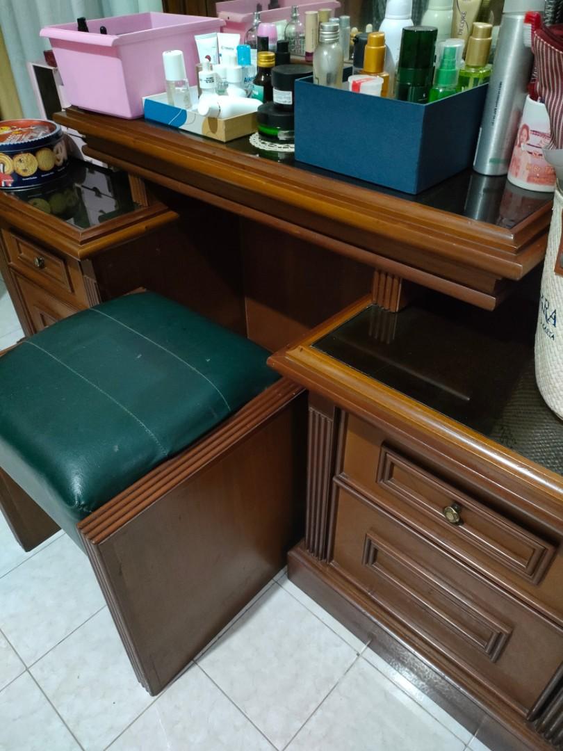 Meja Rias Kayu Jati Khas Jepara Klasik Modern, Perabotan Rumah di Carousell