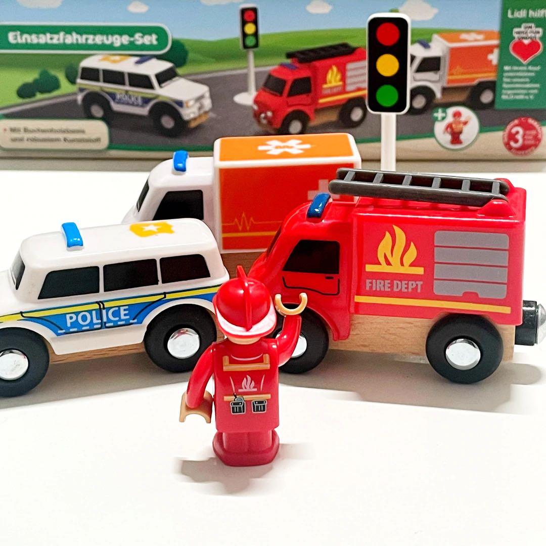 Playtive Magnetic Cars - Police Car, Fire Truck & Ambulance, Hobbies ...