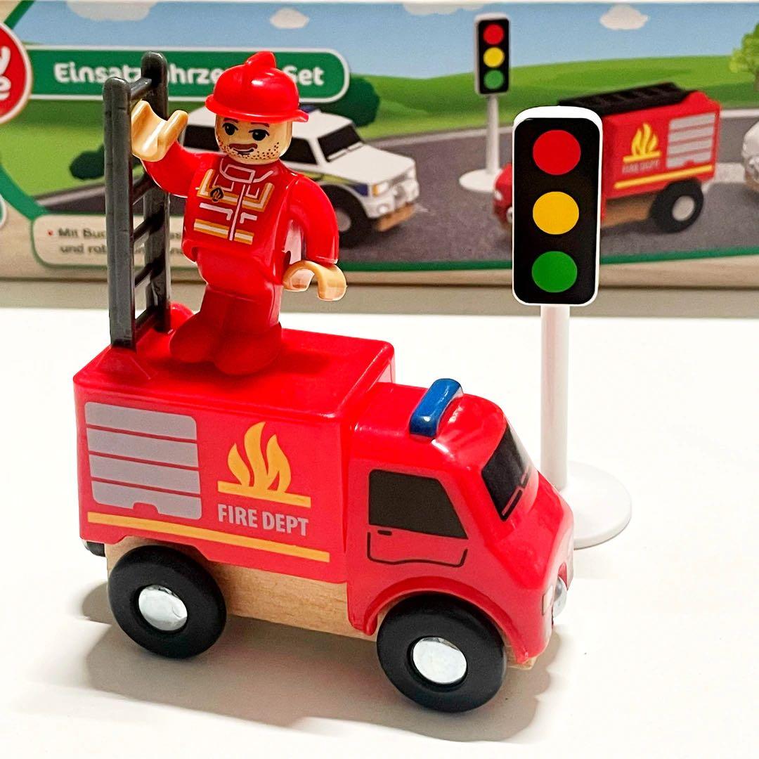 Playtive Magnetic Cars - Police Car, Fire Truck & Ambulance, Hobbies ...