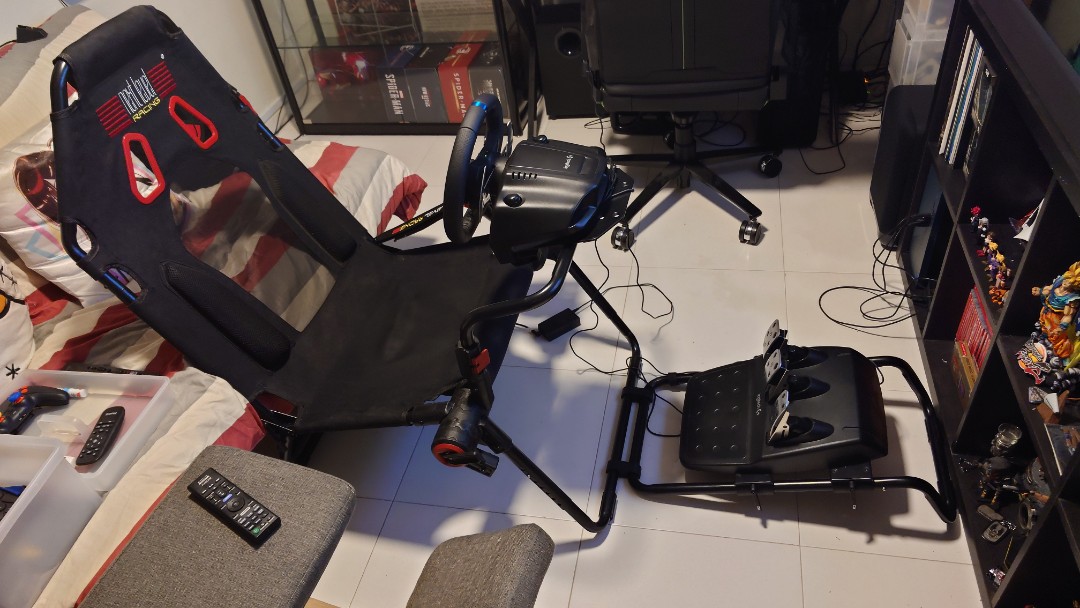 PS4 and PS5 logitech G29 with gear shift and cockpit, Video Gaming ...