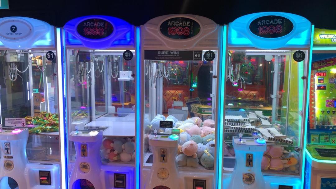 Toy Catcher Claw Catcher Machine, Video Gaming, Video Game Consoles ...