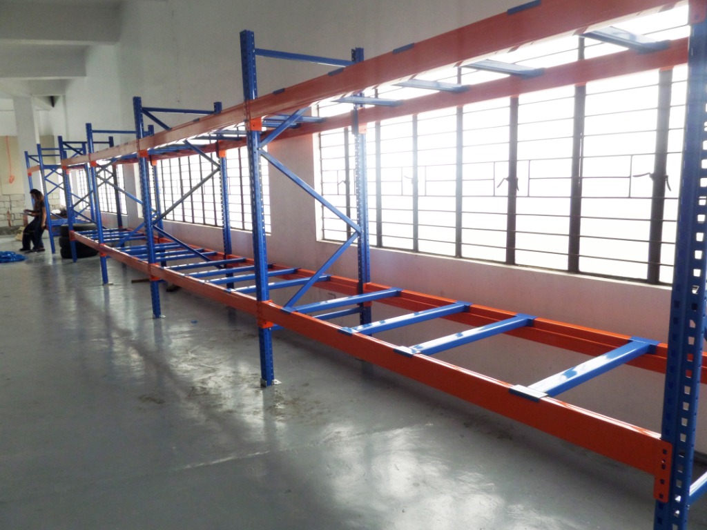 Warehouse Racking Pallet Rack 2Tons, Furniture & Home Living, Office ...