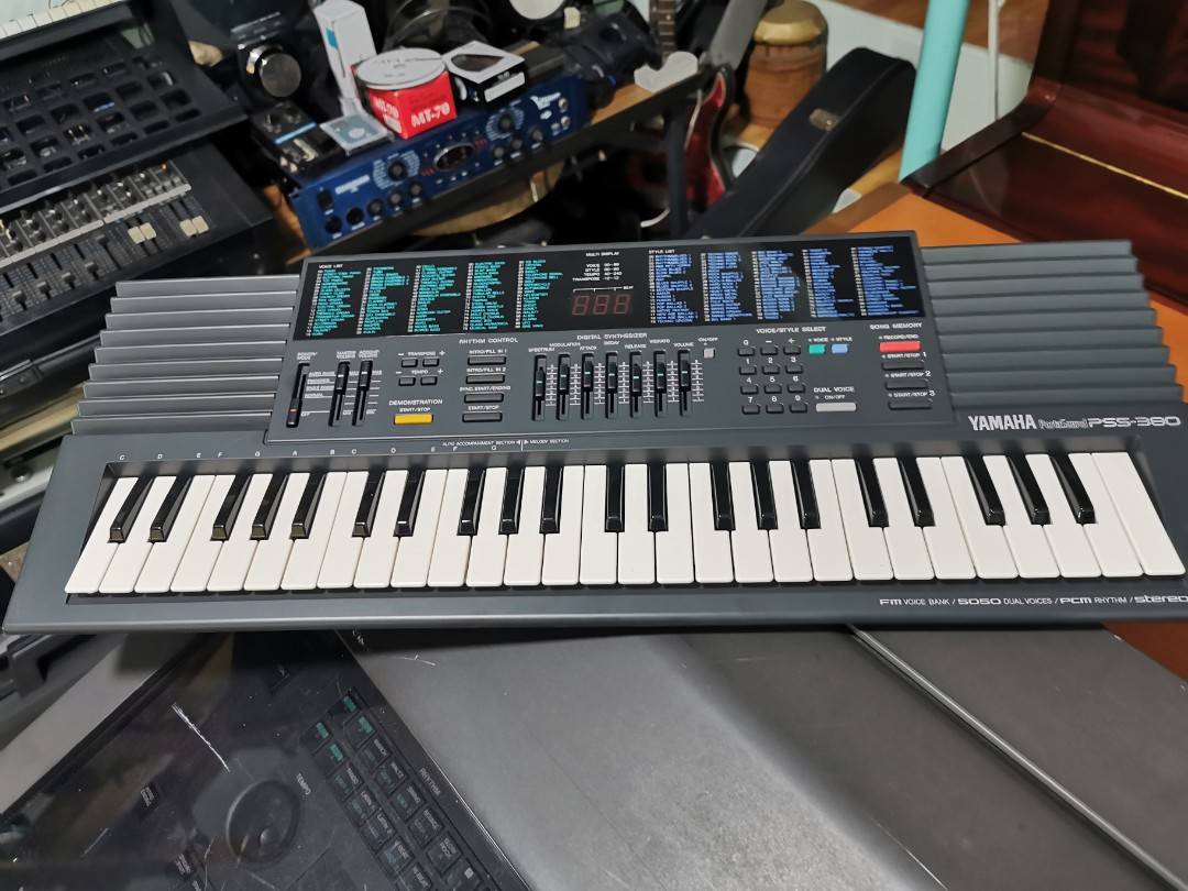 Yamaha mini synth keyboard piano, Hobbies & Toys, Music & Media ...