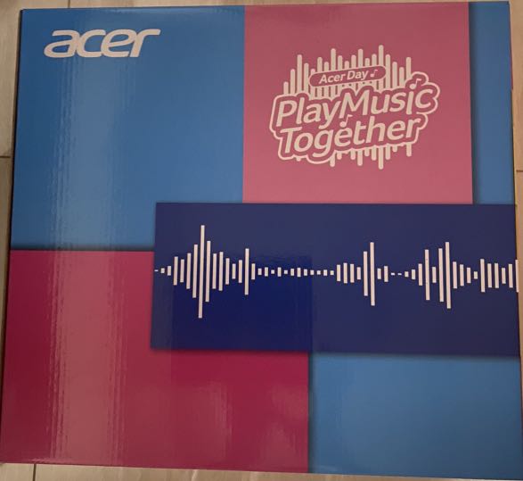 Acer vinyl player (limited Edition), Audio, Portable Music Players on ...