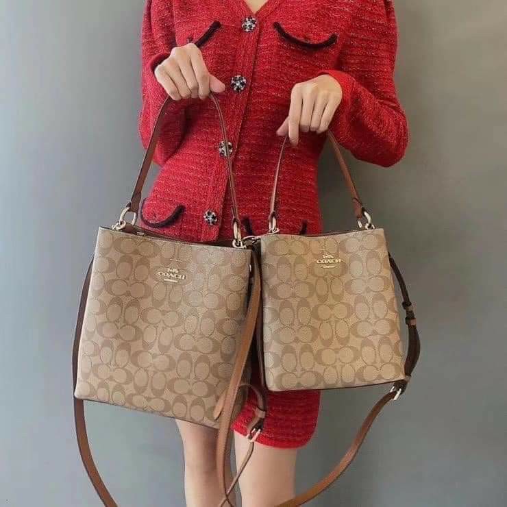 Authentic Coach Town bucket bag, Women's Fashion, Bags & Wallets, Cross ...