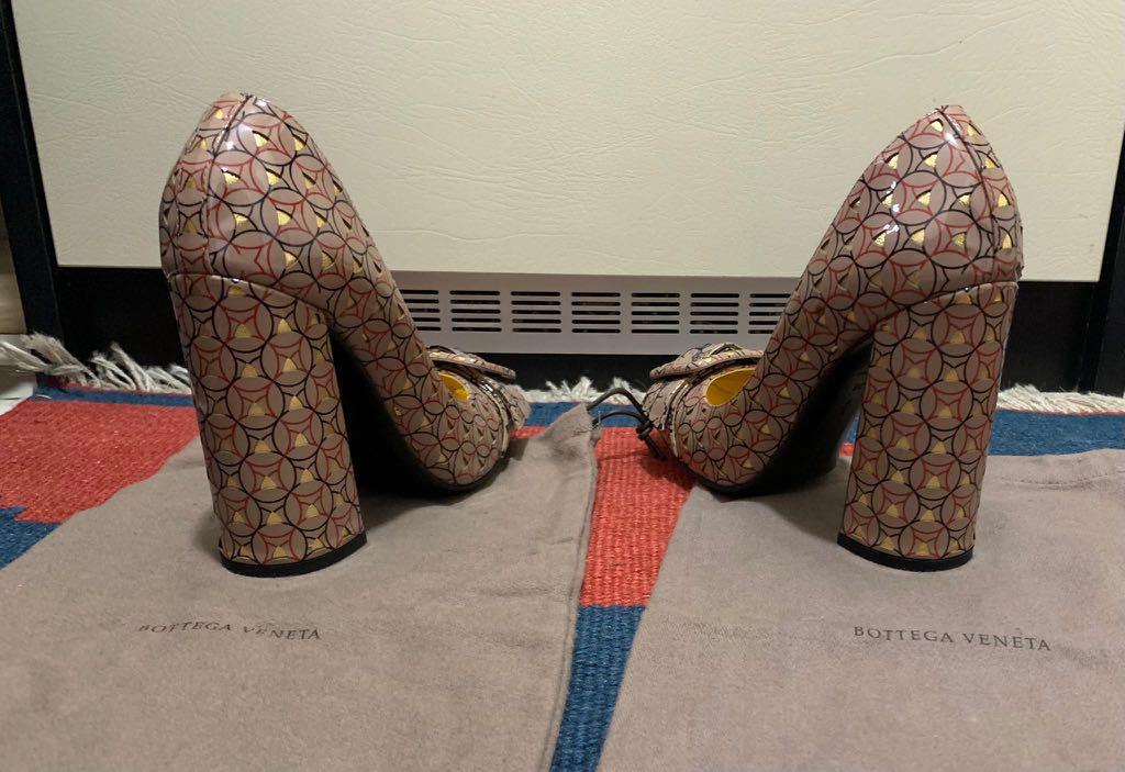 Bottega veneta heels, Women's Fashion, Footwear, Heels on Carousell