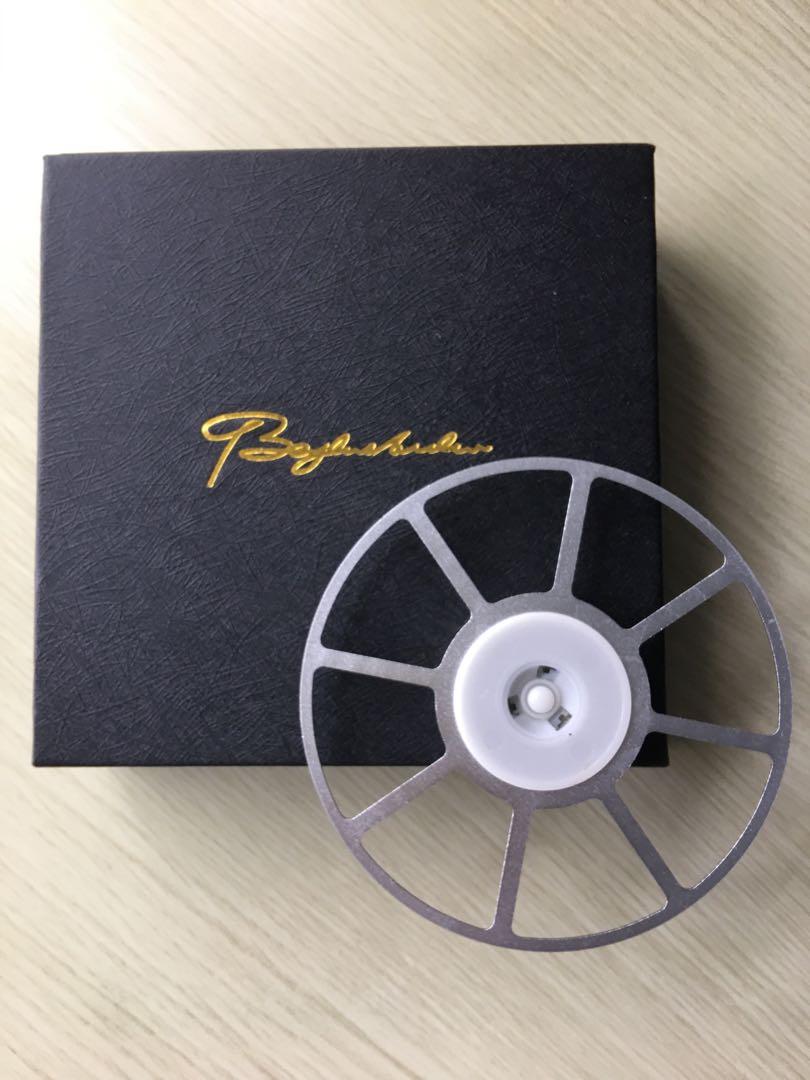 CD clamp with magnet, Audio, Other Audio Equipment on Carousell