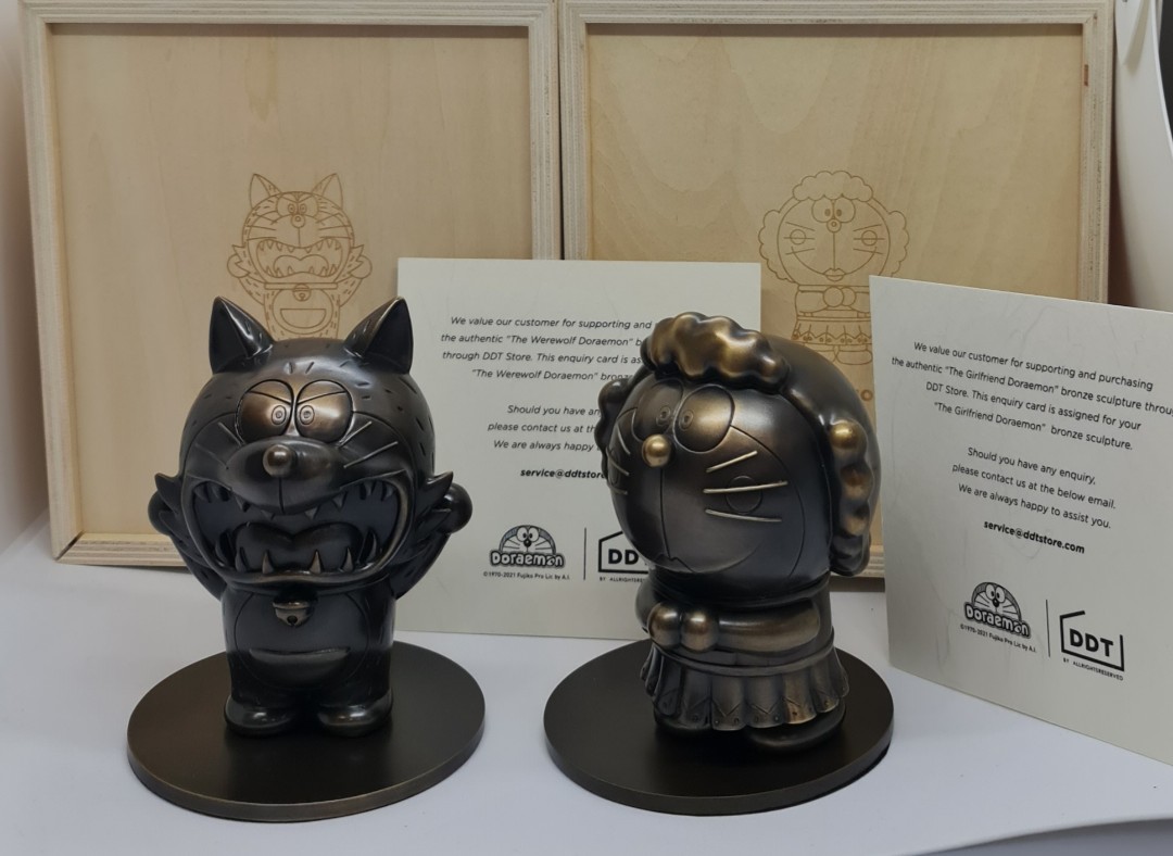 Doraemon Bronze Sculpture Set "the Werewolf Doraemon" & "the Girlfriend ...