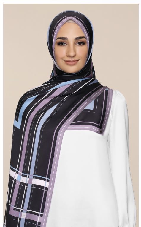 Duck Modern Lines Shawl in Twilight, Women's Fashion, Muslimah Fashion ...