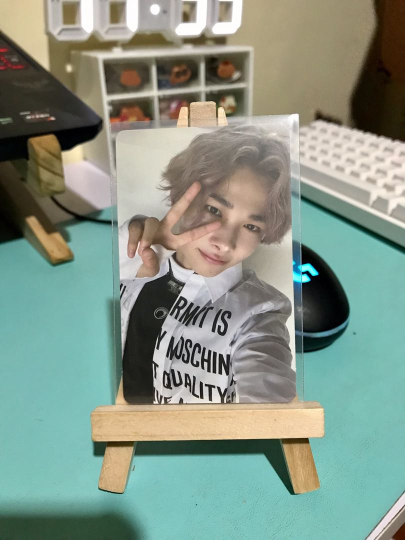 Enhypen Niki Border Carnival Selca PC, Hobbies & Toys, Memorabilia ...