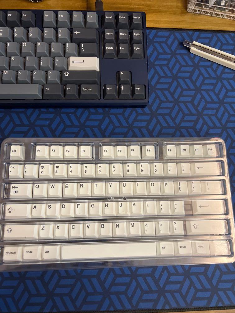 EPBT x GOK BOW (Black on White) Keycaps R1 WS2, Computers & Tech, Parts ...