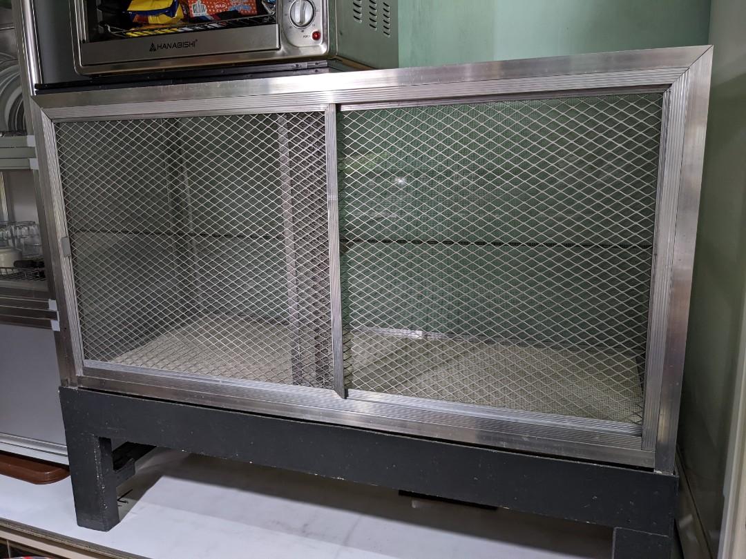 Food glass display (estante), Furniture & Home Living, Kitchenware ...