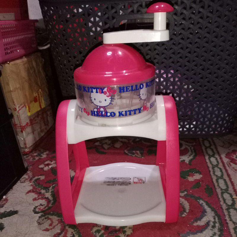 Hello Kitty Ice Crusher 1 piece, TV & Home Appliances, Kitchen ...