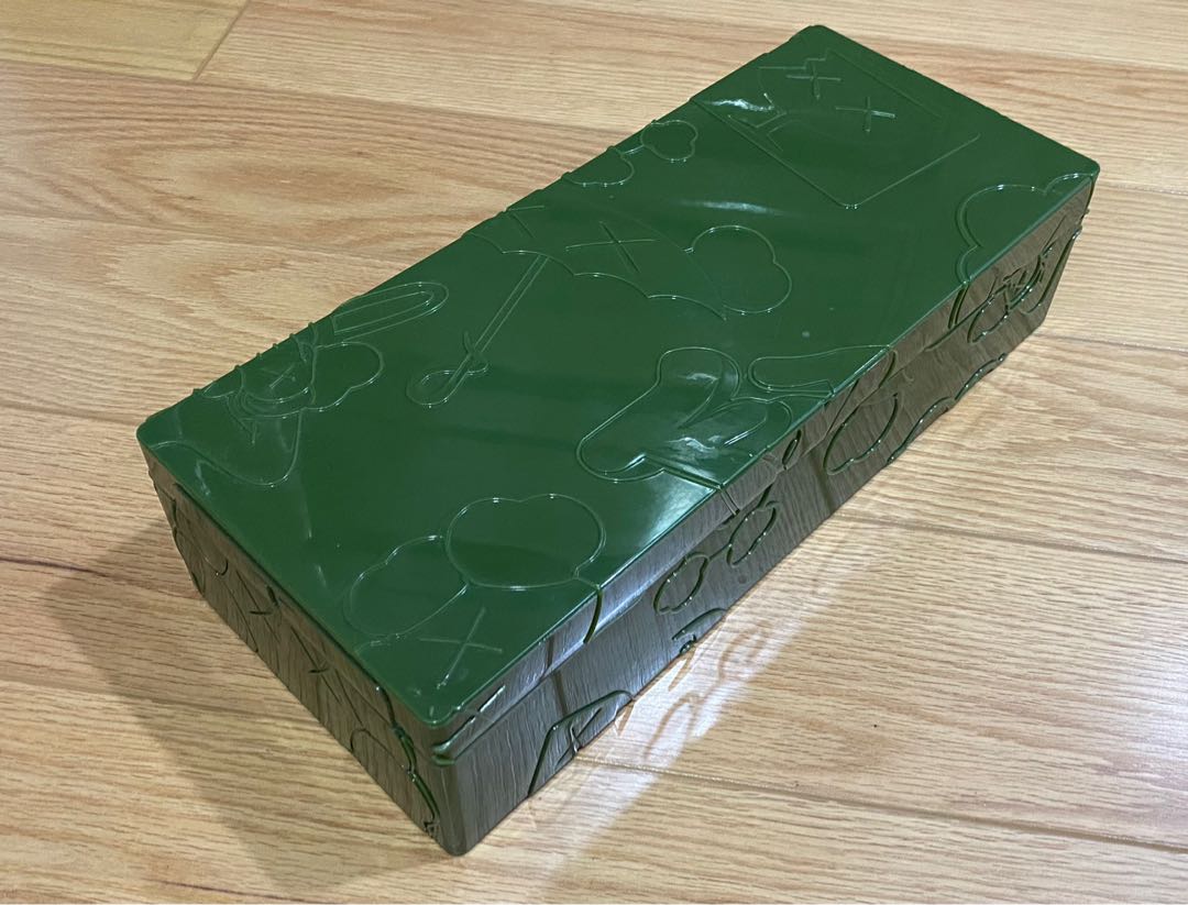 Kaws Bendy Box Medicom Kawsone 2004, Hobbies & Toys, Toys & Games on ...