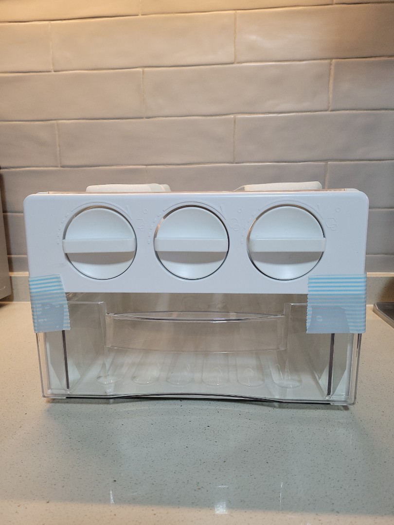 LG Ice-tray with drawer, TV & Home Appliances, Kitchen Appliances ...